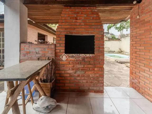 Casa / Sobrado para Venda em Porto Alegre/RS Tristeza 3 Quartos