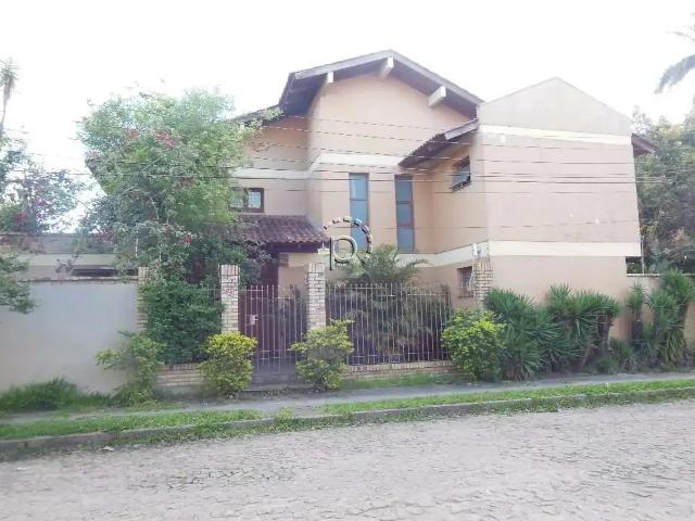 Casa / Sobrado para Venda em Porto Alegre/RS Tristeza 3 Quartos