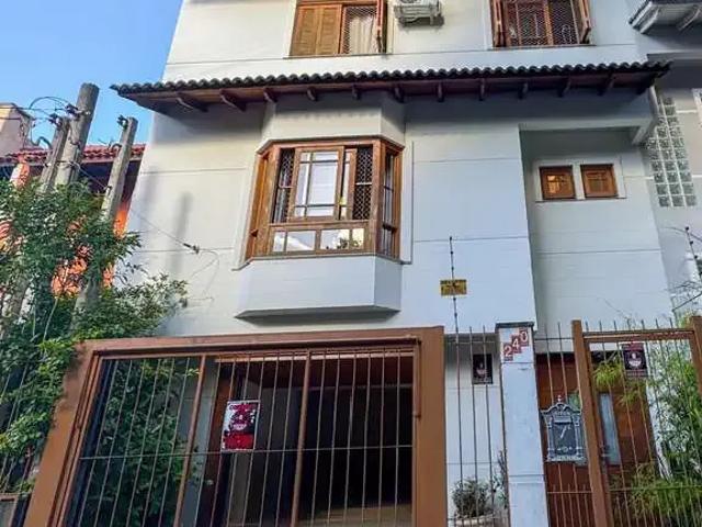 Casa / Sobrado para Venda em Porto Alegre/RS Tristeza 3 Quartos