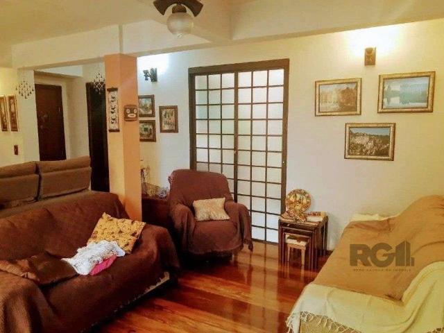 Casa / Sobrado para Venda em Porto Alegre/RS Tristeza 3 Quartos