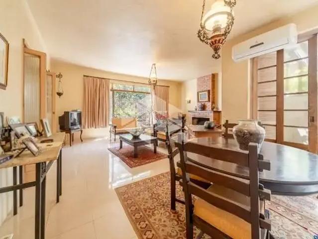 Casa / Sobrado para Venda em Porto Alegre/RS Tristeza 3 Quartos