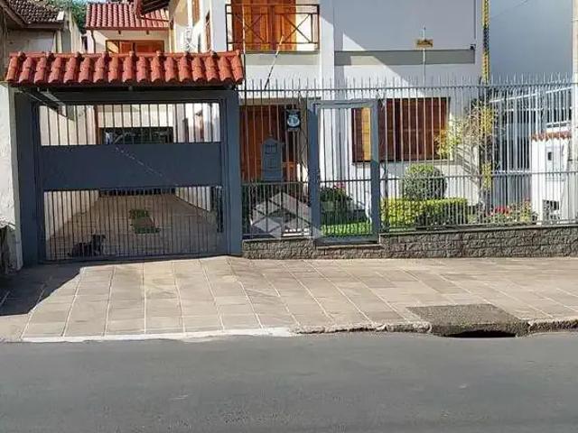 Casa / Sobrado para Venda em Porto Alegre/RS Tristeza 3 Quartos