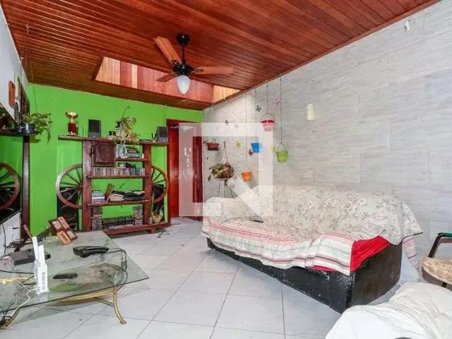Casa / Sobrado para Venda em Porto Alegre/RS Tristeza 3 Quartos