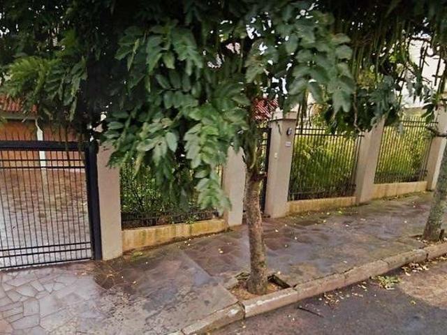 Casa / Sobrado para Venda em Porto Alegre/RS Tristeza 3 Quartos