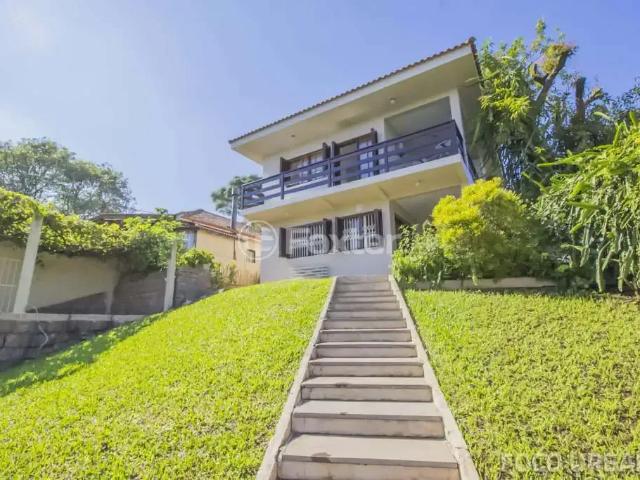 Casa / Sobrado para Venda em Porto Alegre/RS Tristeza 3 Quartos