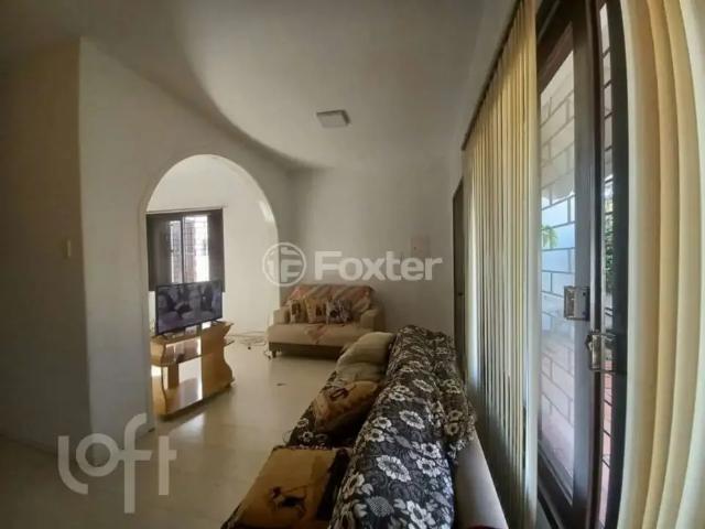 Casa / Sobrado para Venda em Porto Alegre/RS Tristeza 3 Quartos