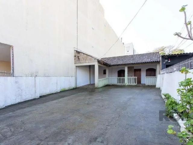 Casa / Sobrado para Venda em Porto Alegre/RS Tristeza 3 Quartos