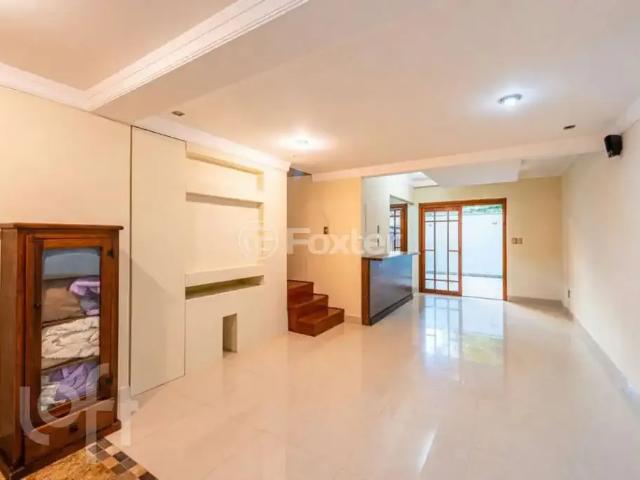 Casa / Sobrado para Venda em Porto Alegre/RS Tristeza 3 Quartos