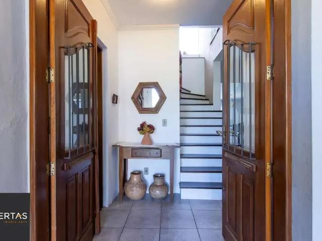 Casa / Sobrado para Venda em Porto Alegre/RS Tristeza 3 Quartos