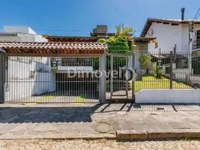 Casa / Sobrado para Venda em Porto Alegre/RS Tristeza 3 Quartos