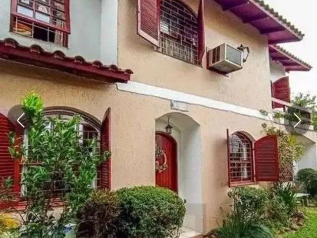 Casa / Sobrado para Venda em Porto Alegre/RS Tristeza 3 Quartos
