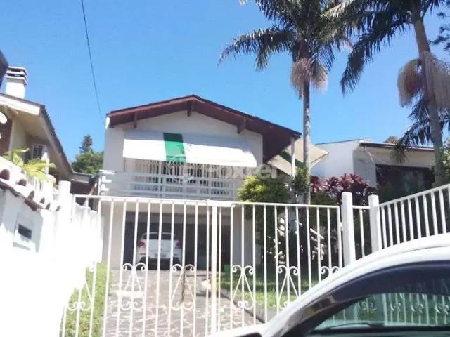 Casa / Sobrado para Venda em Porto Alegre/RS Tristeza 3 Quartos