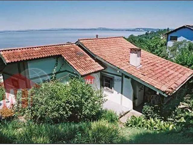 Casa / Sobrado para Venda em Porto Alegre/RS Tristeza 3 Quartos