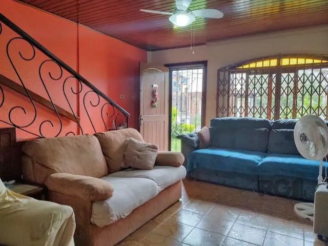 Casa / Sobrado para Venda em Porto Alegre/RS Tristeza 3 Quartos