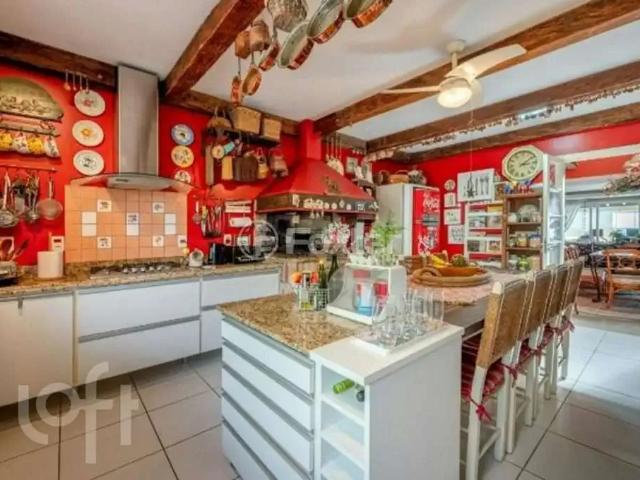 Casa / Sobrado para Venda em Porto Alegre/RS Tristeza 3 Quartos