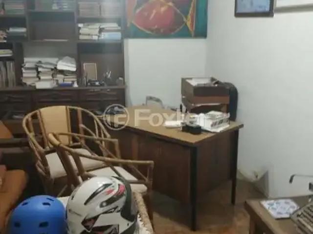 Casa / Sobrado para Venda em Porto Alegre/RS Tristeza 3 Quartos