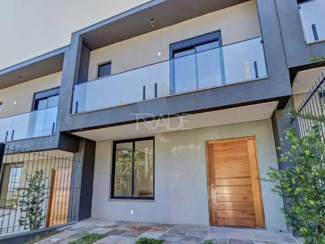 Casa / Sobrado para Venda em Porto Alegre/RS Tristeza 3 Quartos