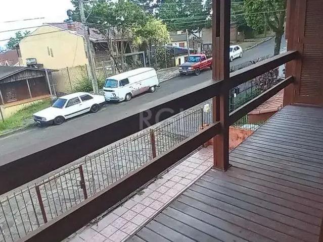 Casa / Sobrado para Venda em Porto Alegre/RS Tristeza 3 Quartos