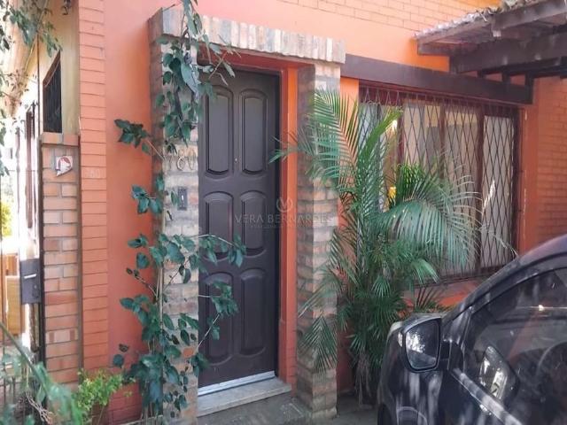 Casa / Sobrado para Venda em Porto Alegre/RS Tristeza 3 Quartos