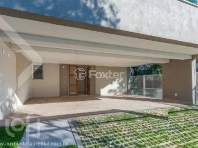 Casa / Sobrado para Venda em Porto Alegre/RS Tristeza 3 Quartos