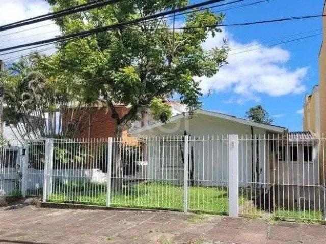 Casa / Sobrado para Venda em Porto Alegre/RS Tristeza 3 Quartos