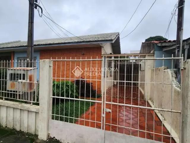 Casa / Sobrado para Venda em Porto Alegre/RS Tristeza 2 Quartos