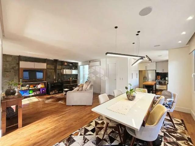 Casa / Sobrado para Venda em Porto Alegre/RS Tristeza 3 Quartos