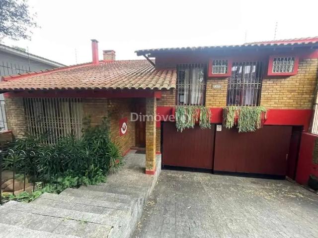 Casa / Sobrado para Venda em Porto Alegre/RS Tristeza 3 Quartos