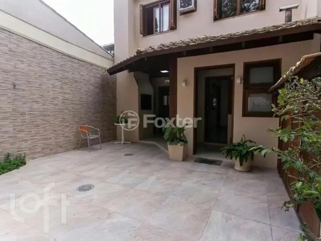 Casa / Sobrado para Venda em Porto Alegre/RS Tristeza 3 Quartos