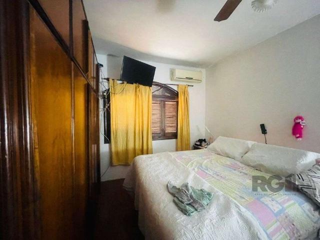 Casa / Sobrado para Venda em Porto Alegre/RS Tristeza 3 Quartos