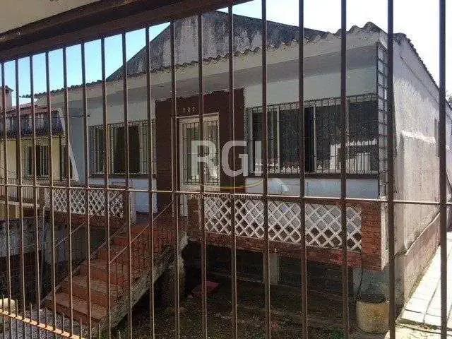 Casa / Sobrado para Venda em Porto Alegre/RS Tristeza 3 Quartos