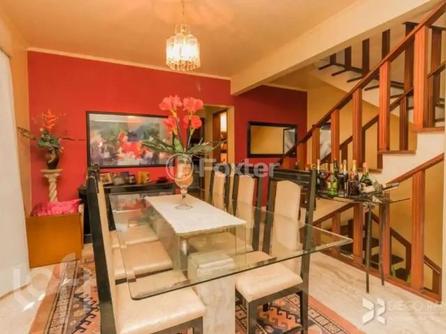 Casa / Sobrado para Venda em Porto Alegre/RS Tristeza 3 Quartos