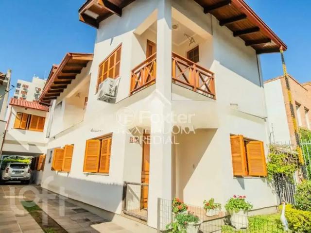 Casa / Sobrado para Venda em Porto Alegre/RS Tristeza 3 Quartos