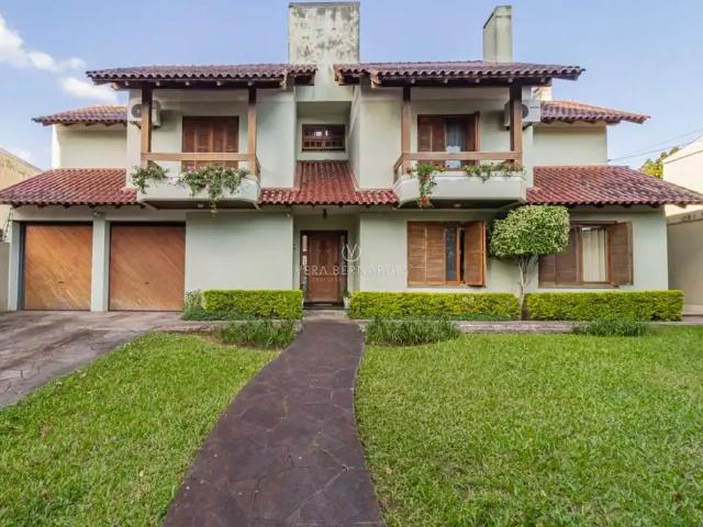 Casa / Sobrado para Venda em Porto Alegre/RS Tristeza 3 Quartos