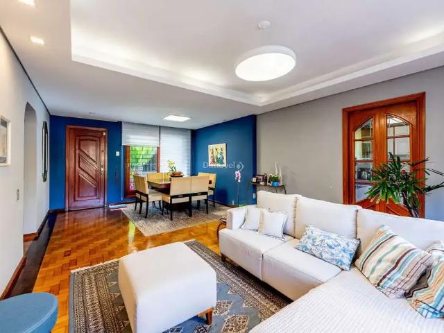 Casa / Sobrado para Venda em Porto Alegre/RS Tristeza 3 Quartos