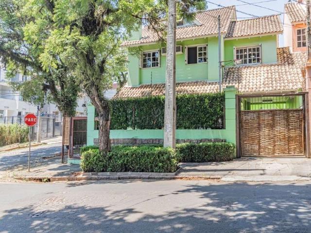 Casa / Sobrado para Venda em Porto Alegre/RS Tristeza 3 Quartos
