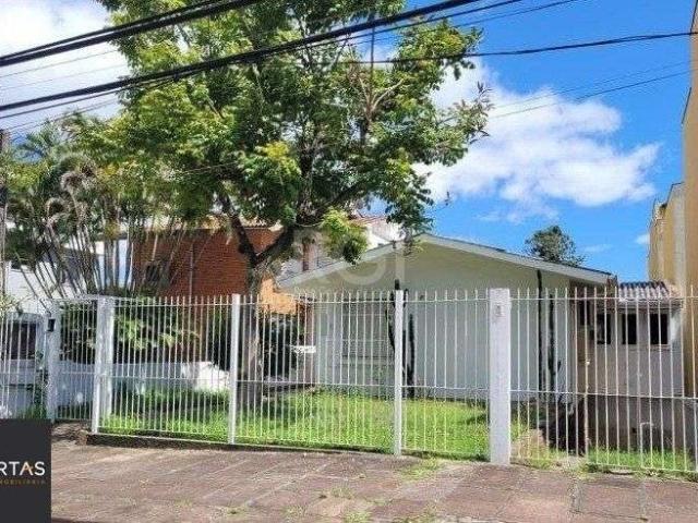 Casa / Sobrado para Venda em Porto Alegre/RS Tristeza 3 Quartos