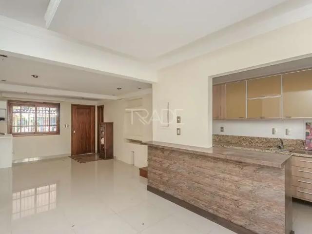 Casa / Sobrado para Venda em Porto Alegre/RS Tristeza 3 Quartos