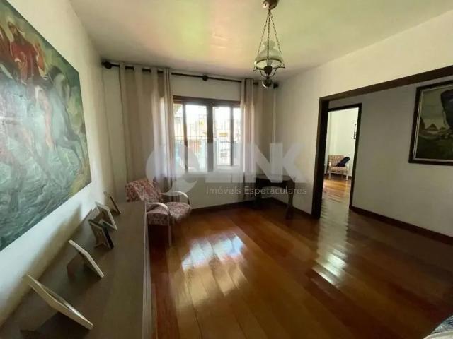 Casa / Sobrado para Venda em Porto Alegre/RS Tristeza 3 Quartos