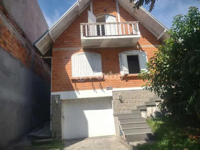 Casa / Sobrado para Venda em Porto Alegre/RS Tristeza 3 Quartos