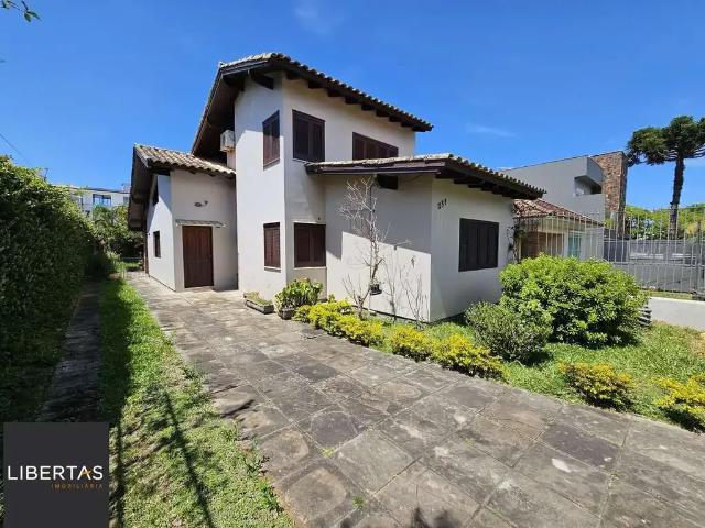 Casa / Sobrado para Venda em Porto Alegre/RS Tristeza 3 Quartos