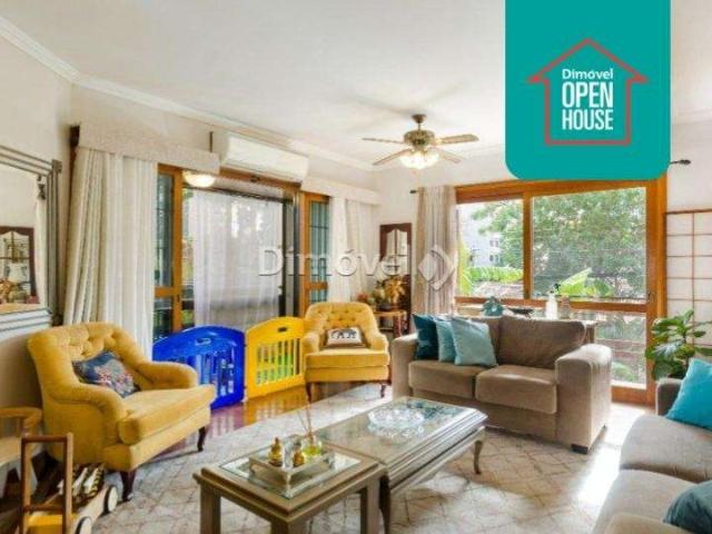 Casa / Sobrado para Venda em Porto Alegre/RS Tristeza 3 Quartos