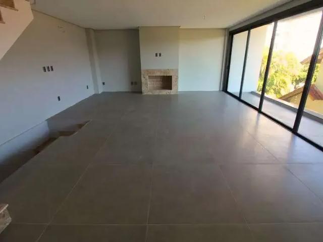 Casa / Sobrado para Venda em Porto Alegre/RS Tristeza 3 Quartos