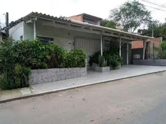 Casa / Sobrado para Venda em Porto Alegre/RS Vila Nova 3 Quartos