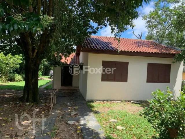 Casa / Sobrado para Venda em Porto Alegre/RS Vila Nova 3 Quartos