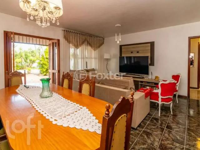 Casa / Sobrado para Venda em Porto Alegre/RS Vila Nova 2 Quartos