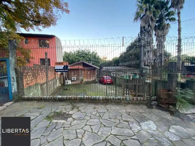 Casa / Sobrado para Venda em Porto Alegre/RS Vila Nova 2 Quartos