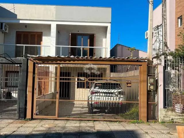Casa / Sobrado para Venda em Porto Alegre/RS Vila Nova 2 Quartos