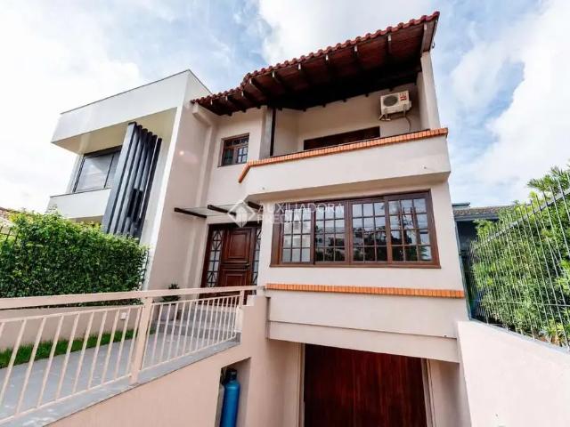 Casa / Sobrado para Venda em Porto Alegre/RS Vila Assunção 3 Quartos