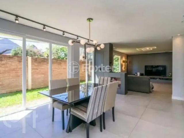 Casa / Sobrado para Venda em Porto Alegre/RS Vila Assunção 3 Quartos